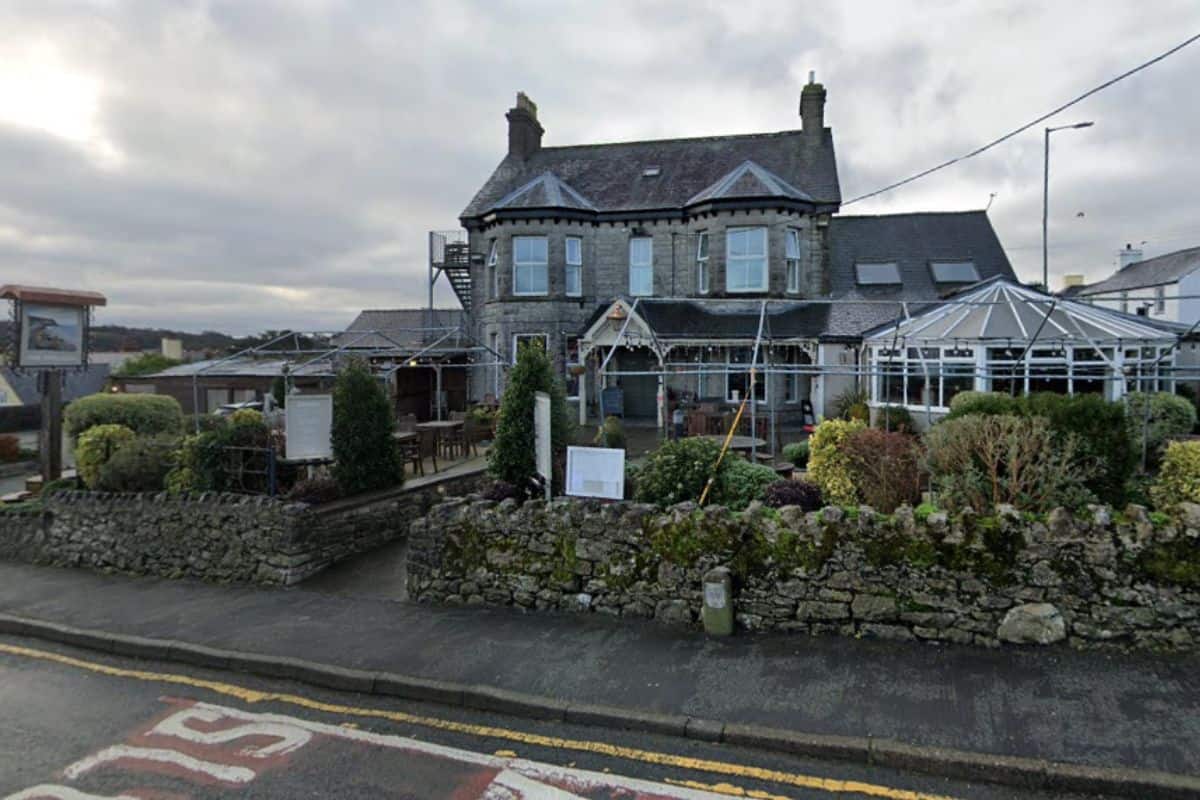 Where to Get the Best Fish and Chips in Benllech? - Discover North Wales